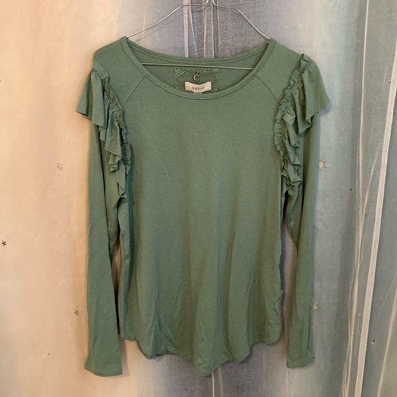 Cupio | Tops | Cupio Juliana Crepe Long Sleeve Ruffle Shoulder Knit Top ...